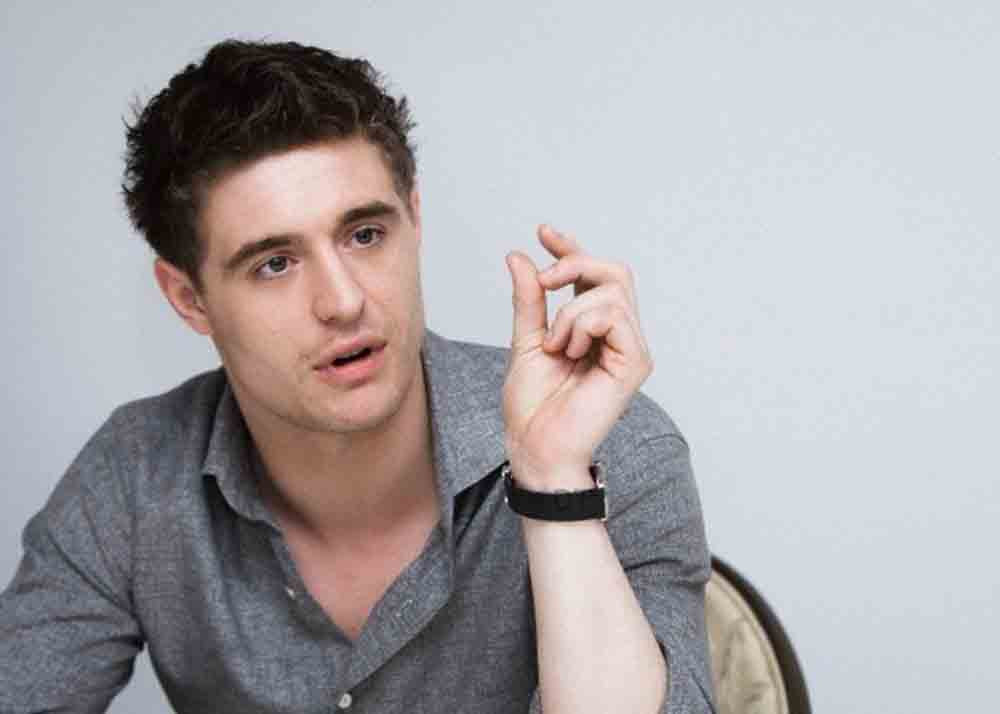 Max Irons Photo 208 Of 440 Pics Wallpaper Photo 675077 Theplace