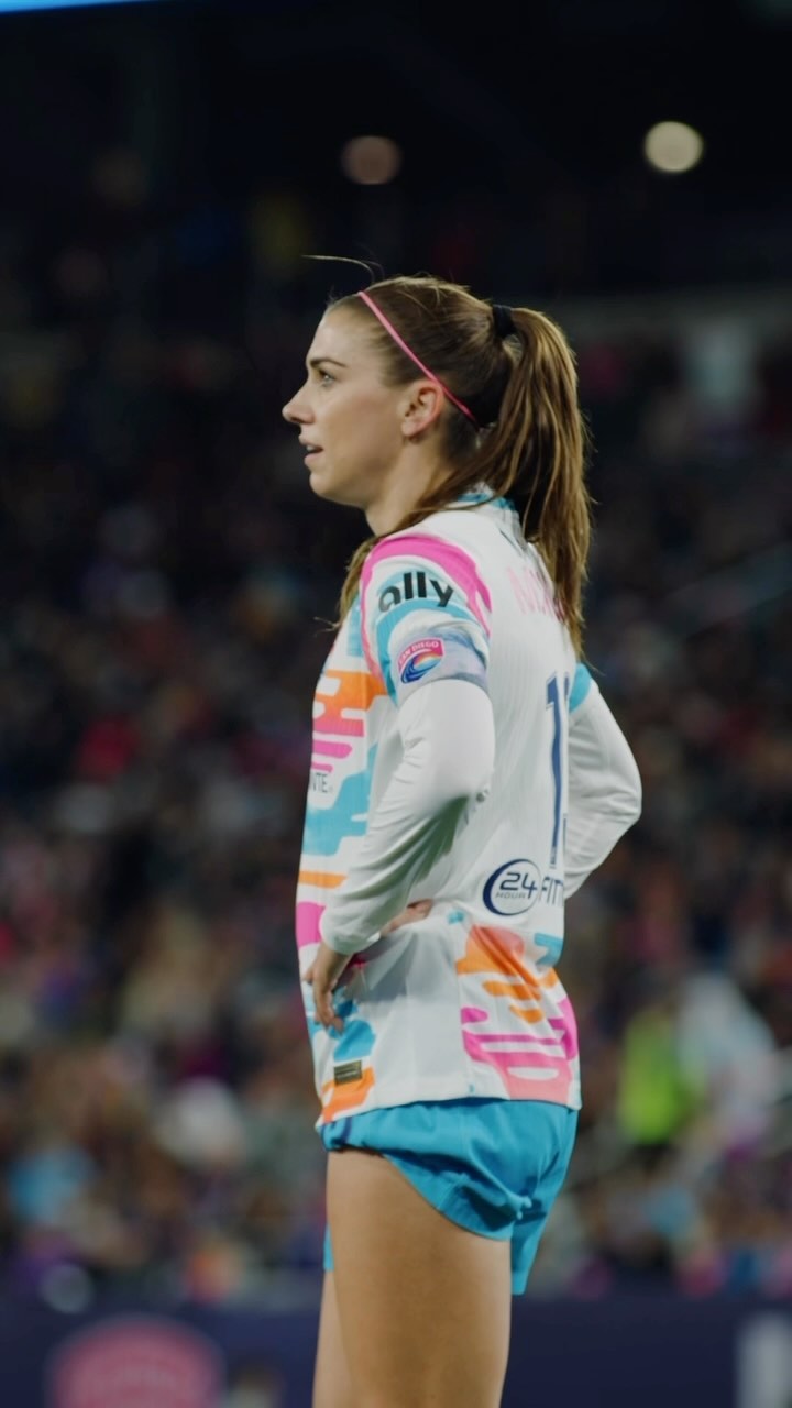 Alex Morgan Instagram | ThePlace-2.com