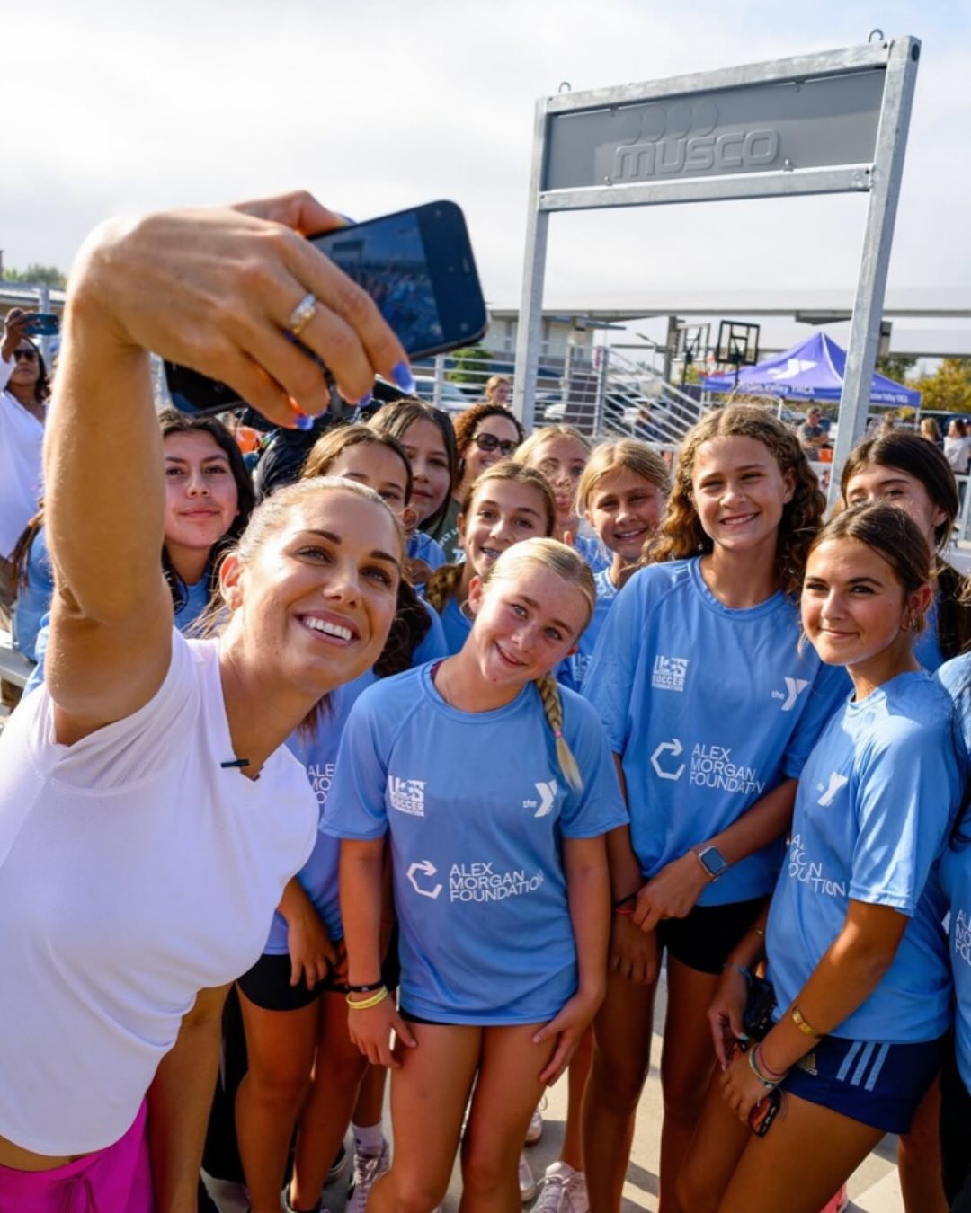 Alex Morgan Instagram | ThePlace-2.com