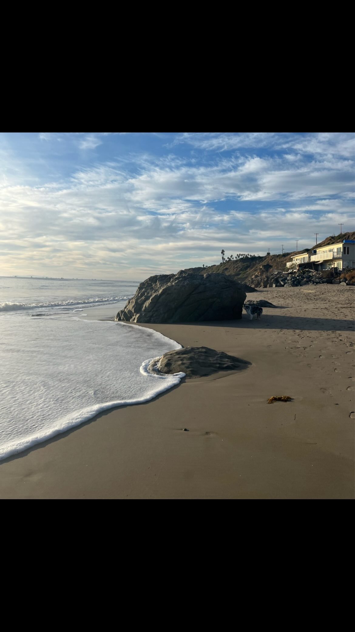 Lindsay Rienstra Instagram | ThePlace-2.com